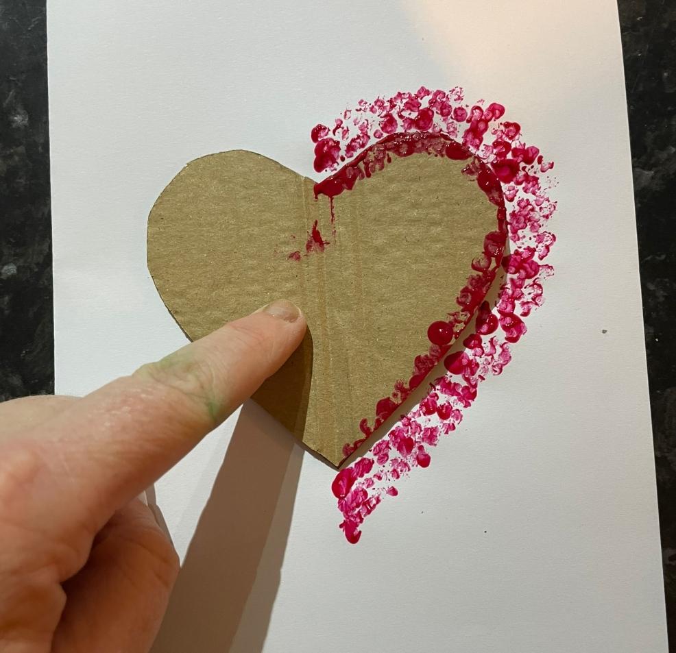 Valentines Heart paint dabbing activity | The Parenting Daily