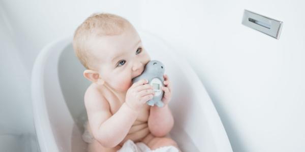 WHERE BATHTIME MEANS PLAYTIME! Take a dip with Angelcare this ...