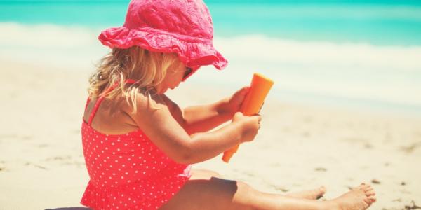 The golden rules of sun protection for children | The Parenting Daily
